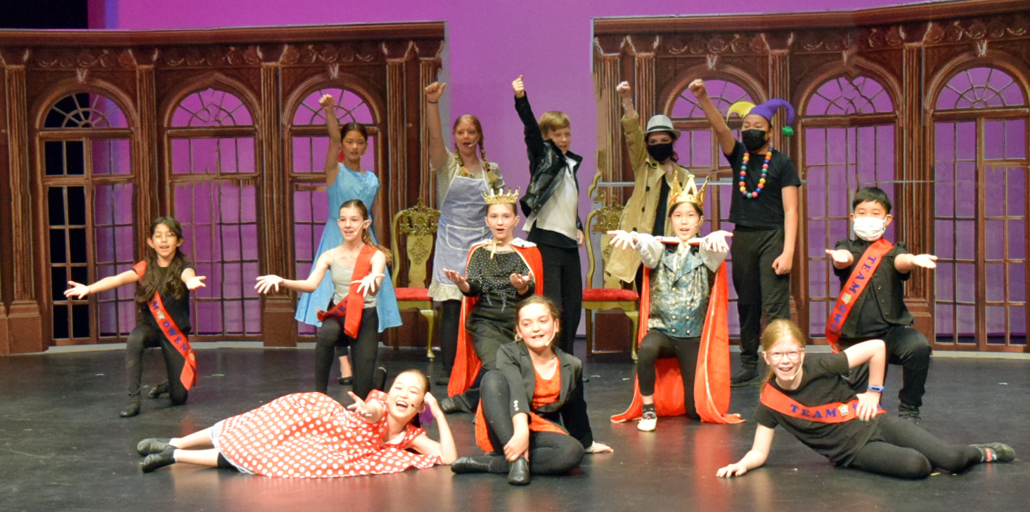 Lights Up Musical Theatre Schools - Maple Ridge, BC | Fraser Valley Local